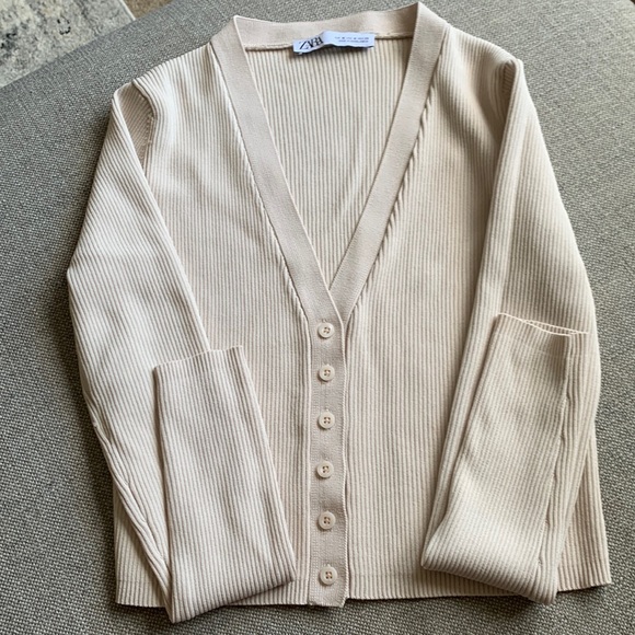 Zara | Tops | Zara Ribbed Top | Poshmark